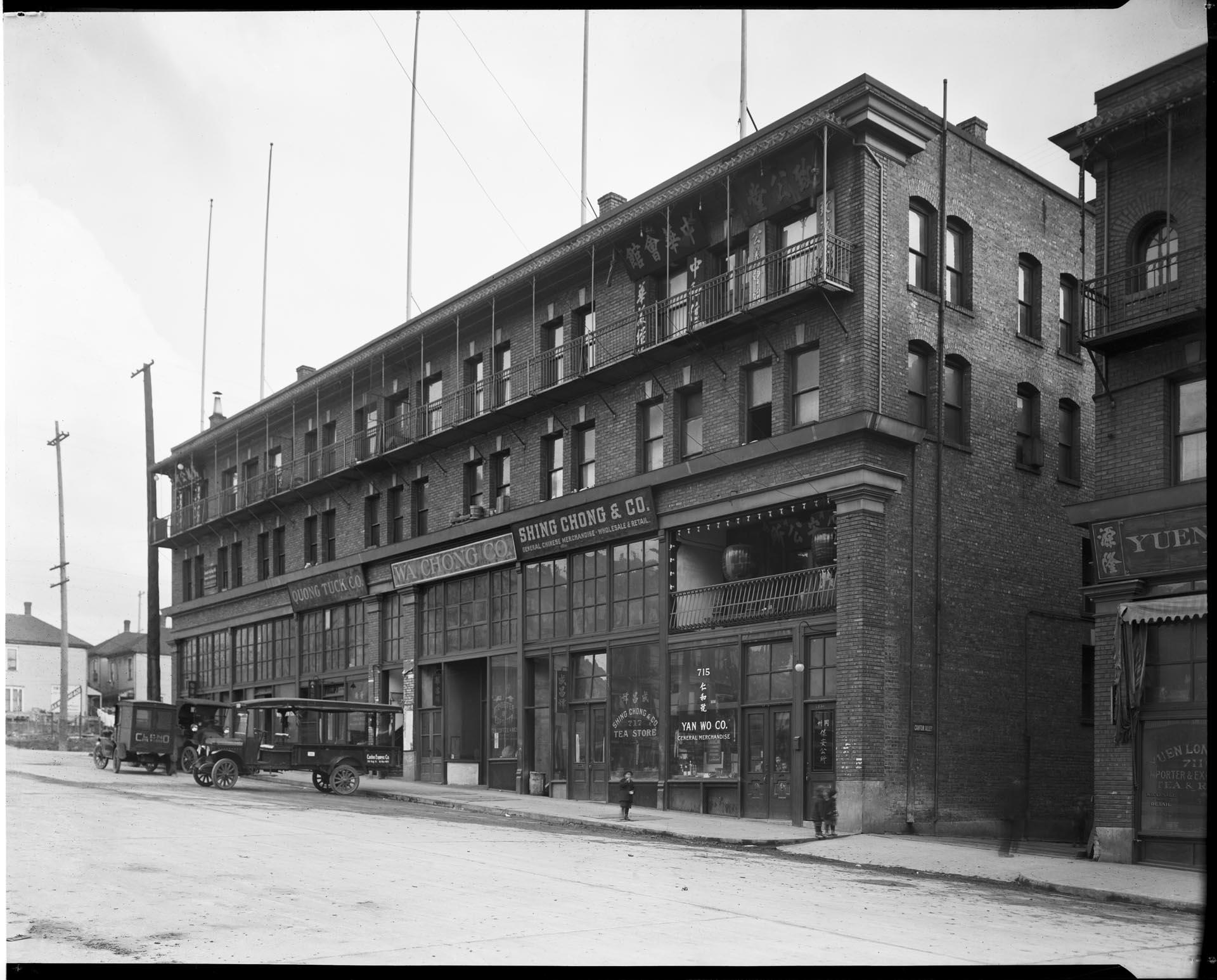 Exterior of East Kong Yick Building, Seattle, circa 1920 – Museum of ...